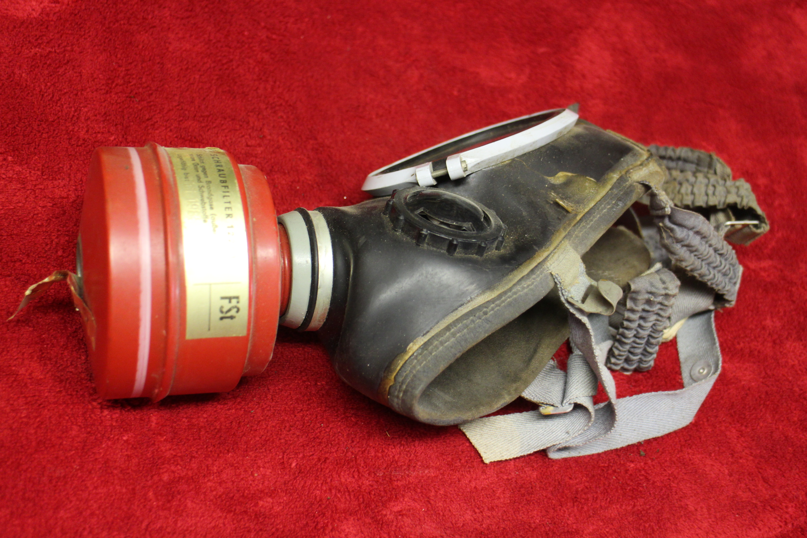 Gasmaske DDR