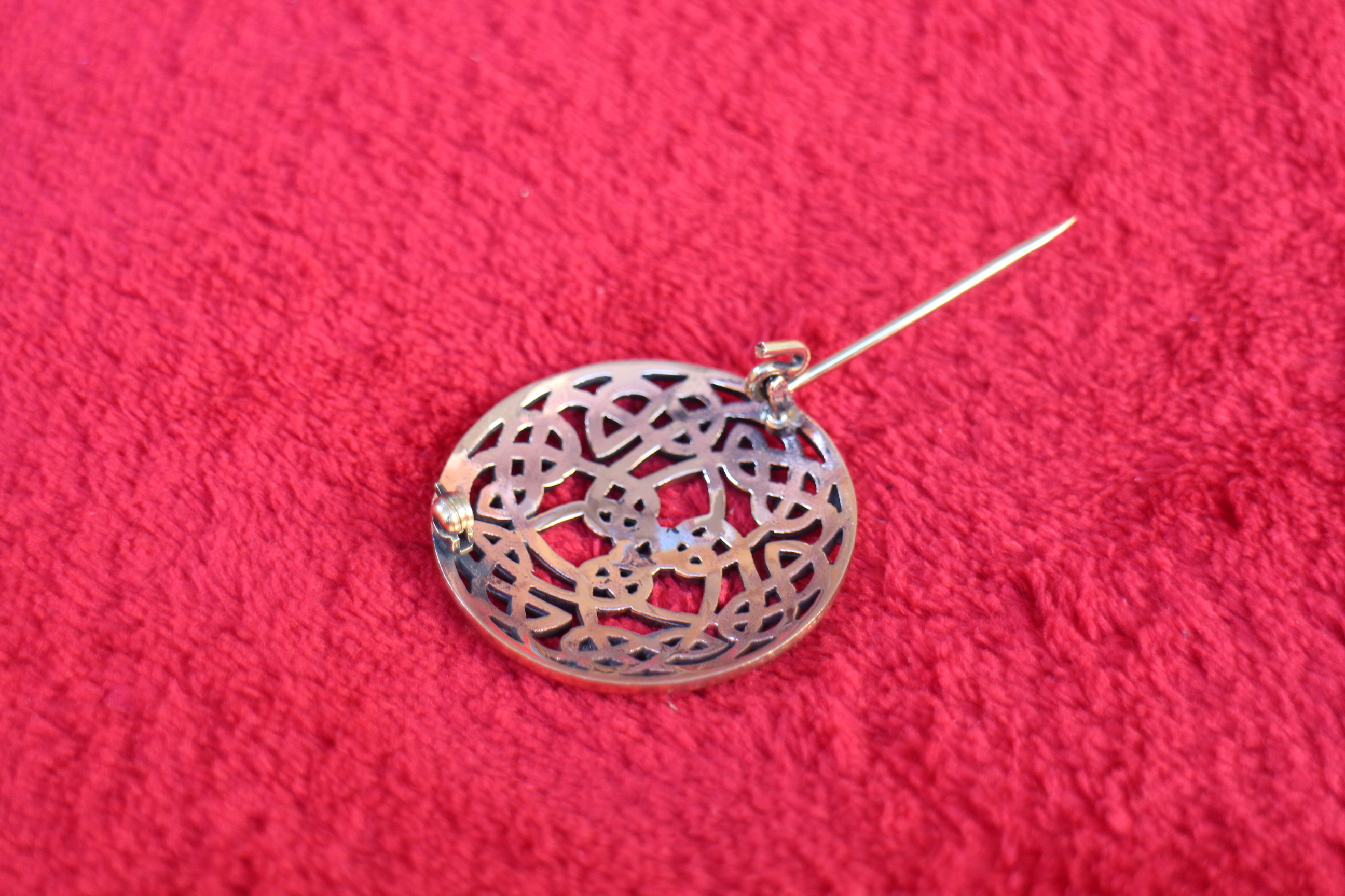 Scheibenfibel / Brosche bronze