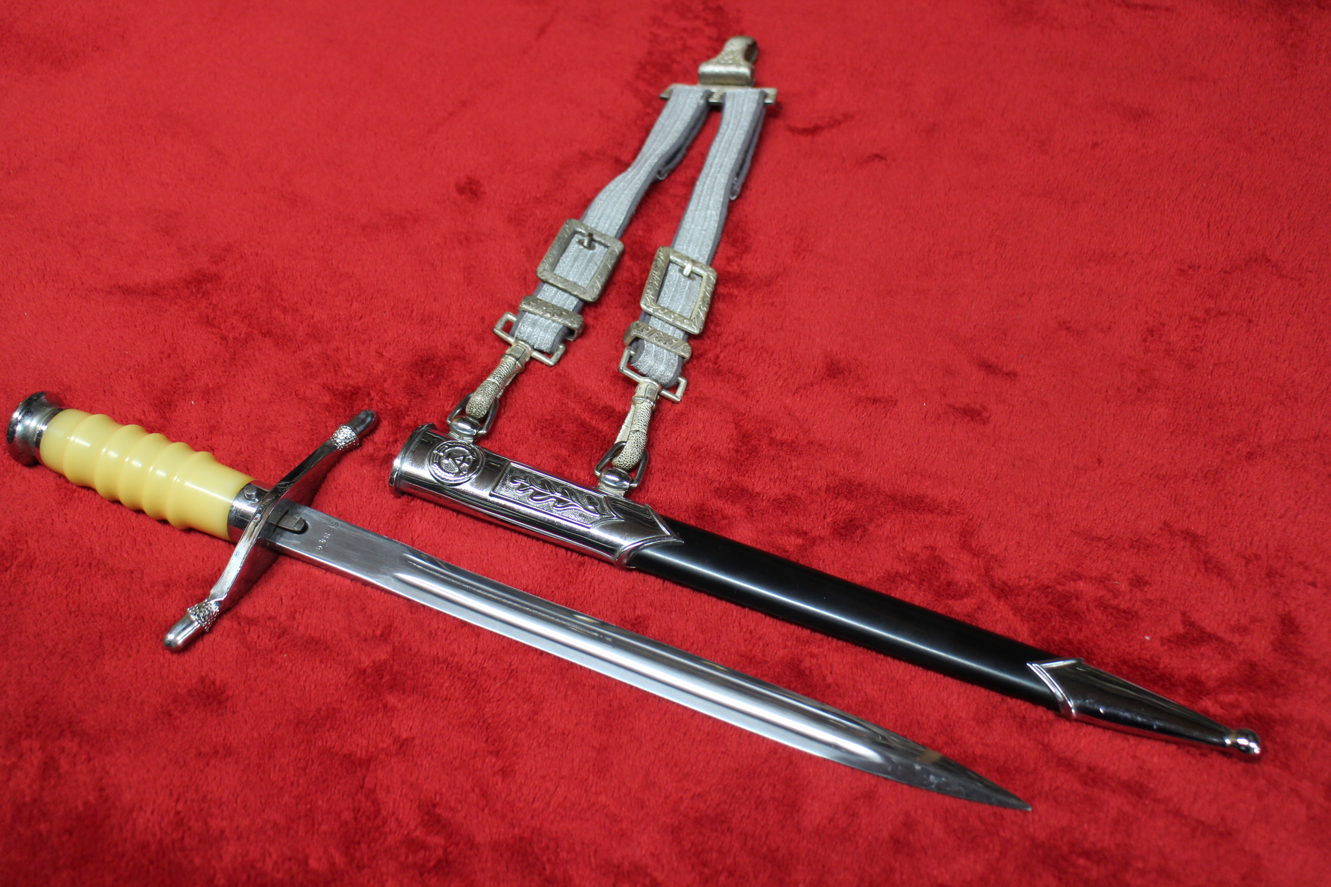 NVA Ehrendolch Offizier mit Gravur original