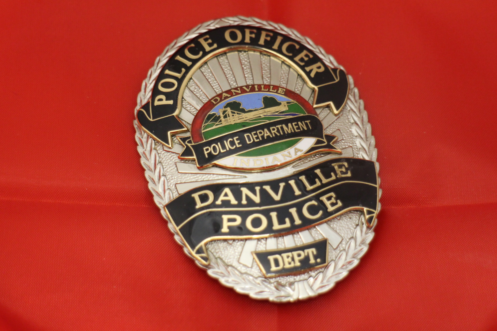 Police Officer Danville Indiana original US Badge gestempelt
