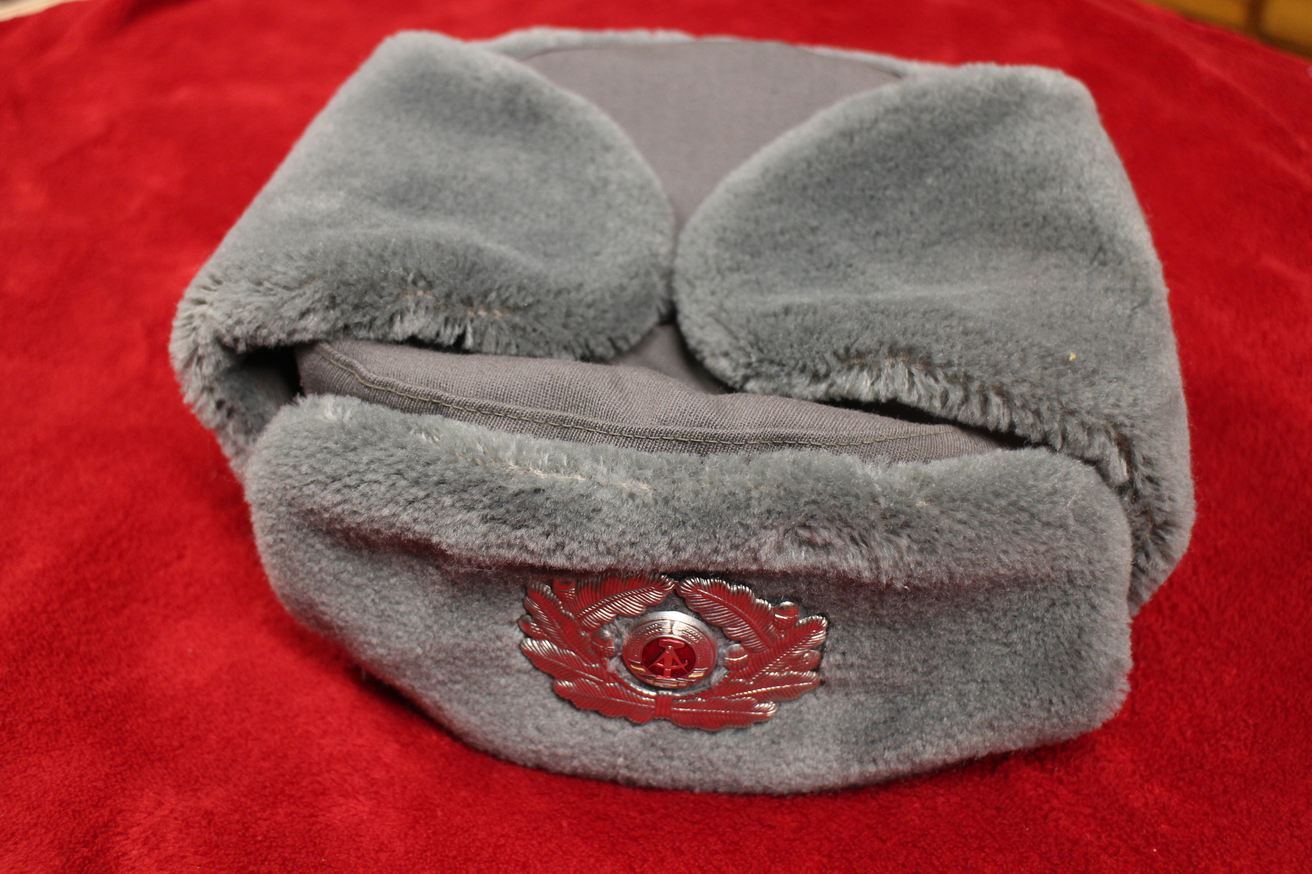 original MdI Wintermütze Offizier Polizeikräfte