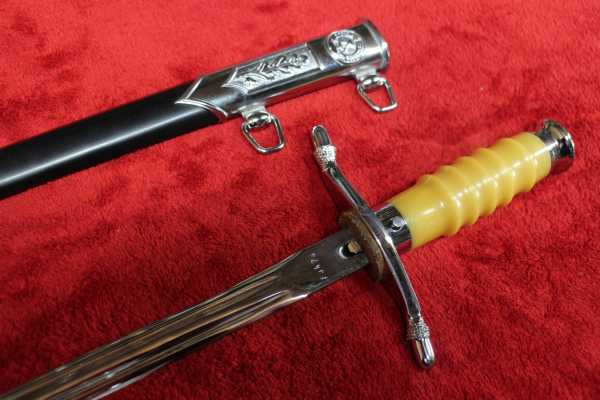 original NVA Ehrendolch Offizier mit Gravur